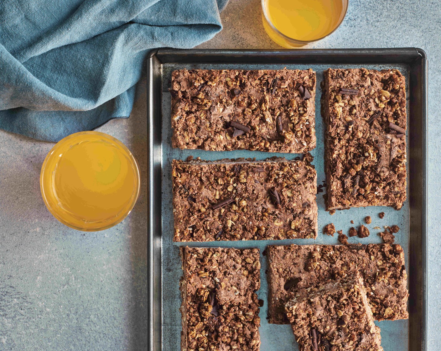 Choco crunch breakfast bars Recipe | M&S