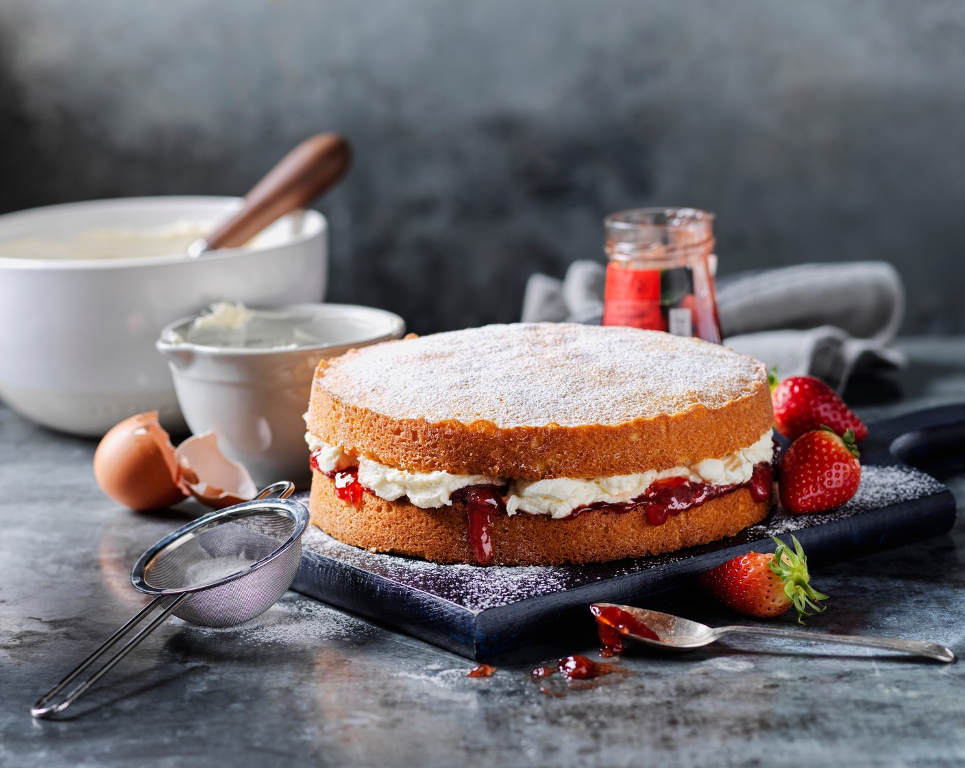 Classic Victoria sponge cake Recipe | M&S
