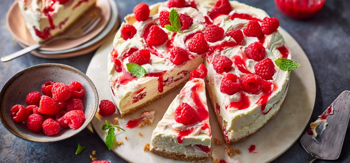 Raspberry Cheesecake Recipes | M&S Recipe | M&S