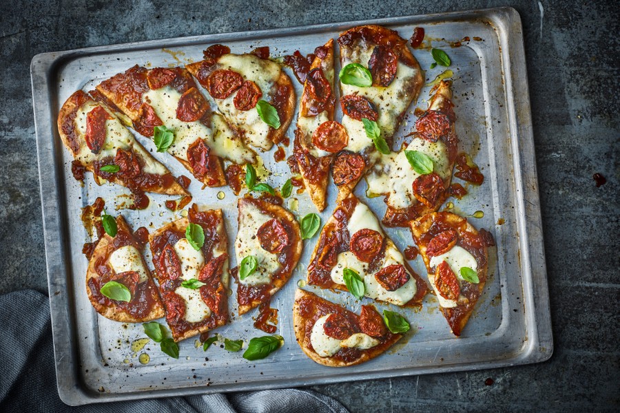 Quick and easy pitta bread pizzas Recipe | M&S