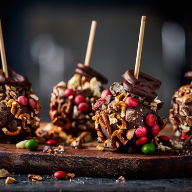 The Very Merry Munch Chocolate Apples Recipe | M&S Recipe | M&S