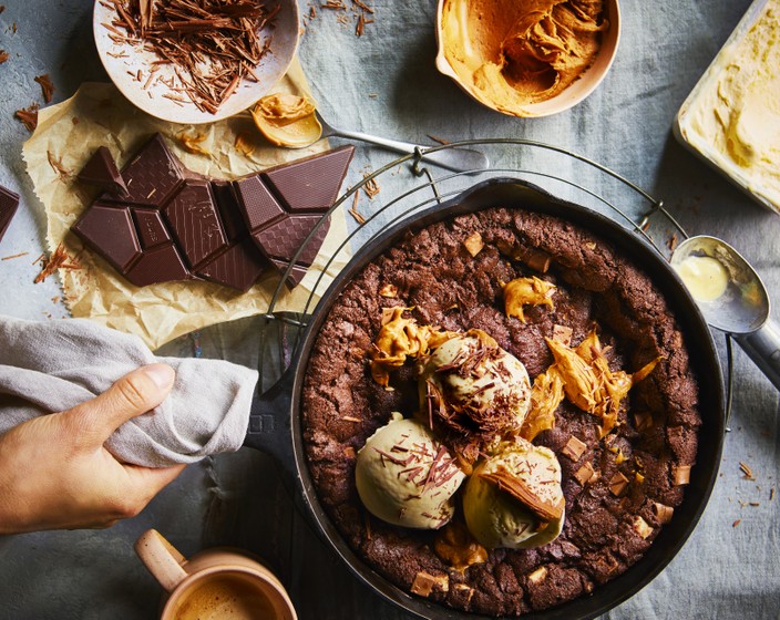 Frying pan chocolate chip cookie Recipe | M&S