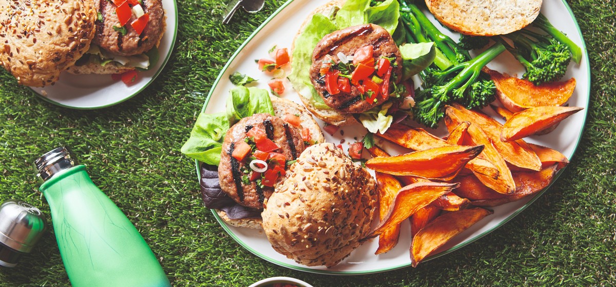 Lean Beef Burgers Recipe | M&S Recipe | M&S